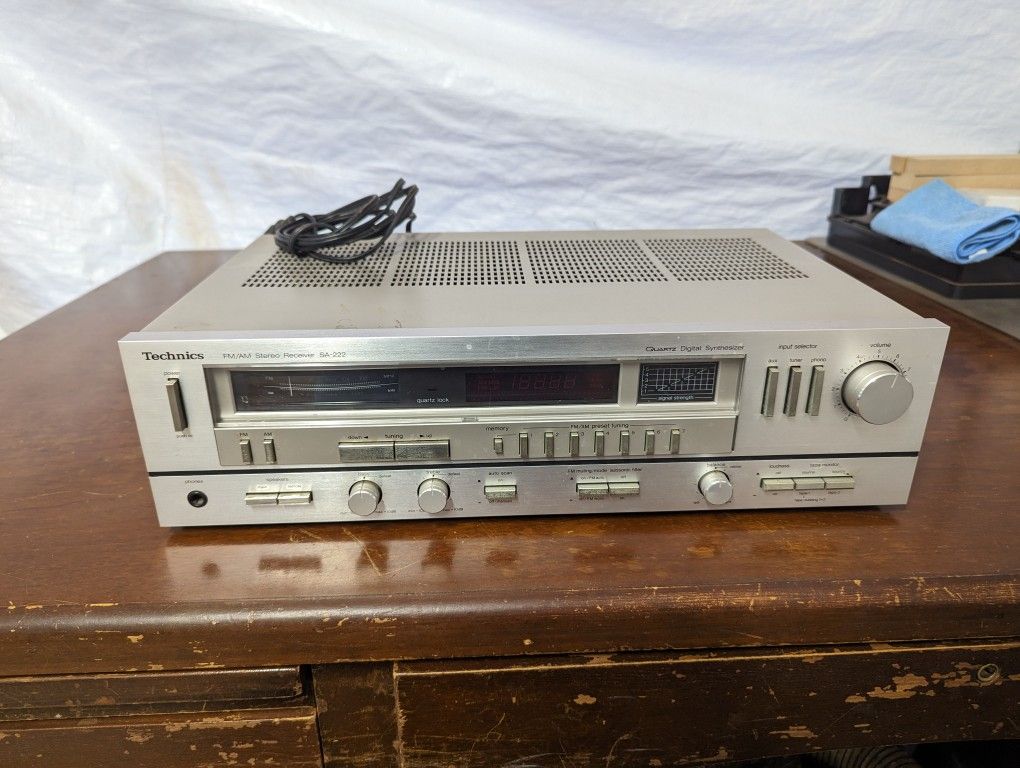 Technics Vintage SA-222 FM/AM Stereo Receiver for Sale in Pasadena, CA ...