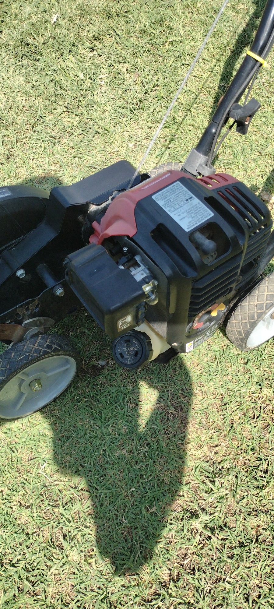 CRAFTSMAN 9-in Push Walk Behind Gas Lawn Edger for Sale in Fresno, CA ...
