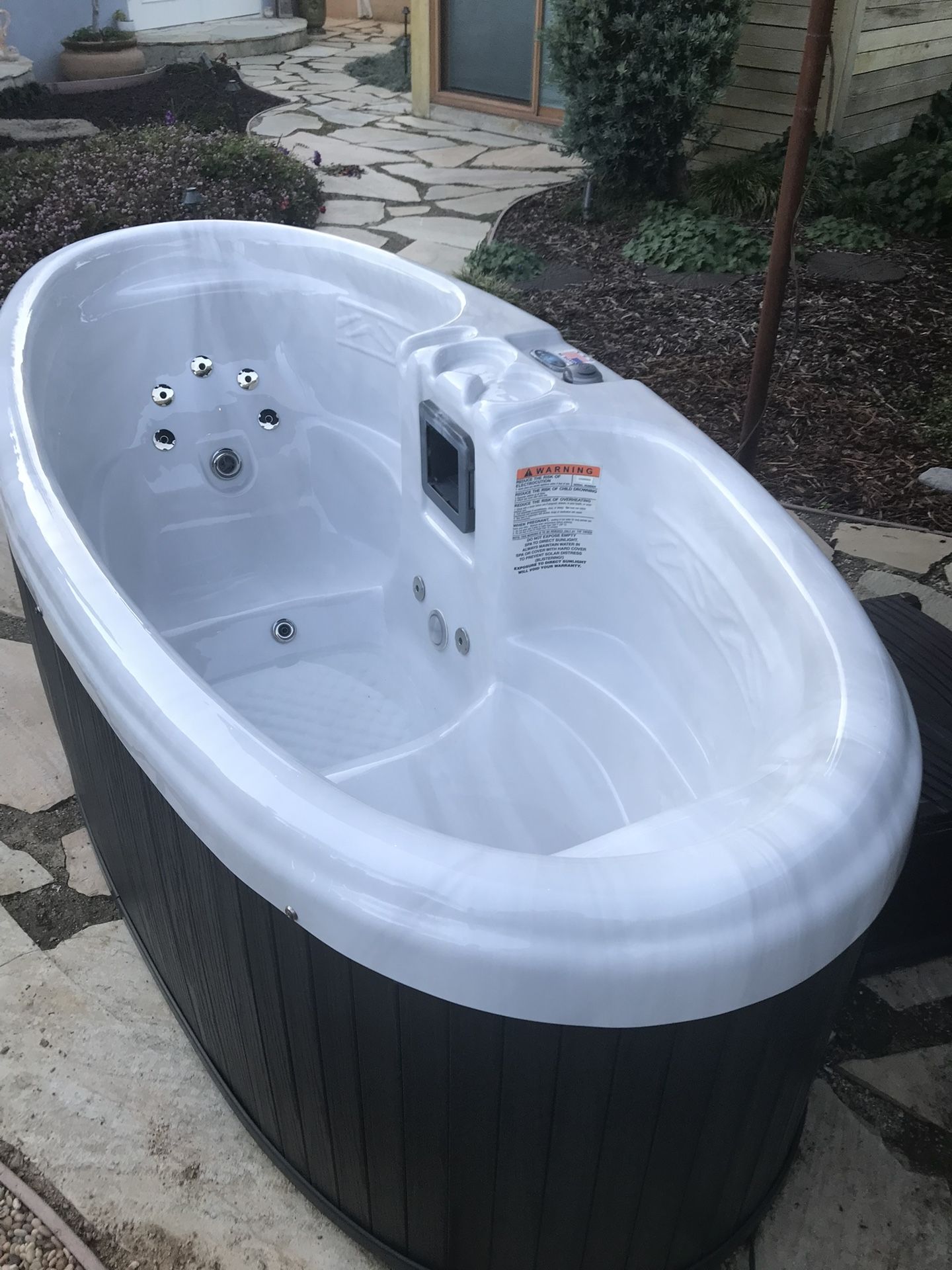 2 Person Jet Spa By USA SPAS for Sale in Costa Mesa, CA - OfferUp