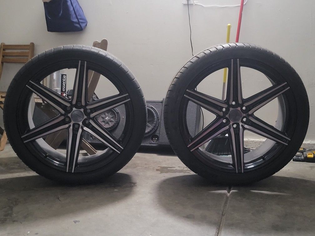 Vossen 24 INCH Rims SET OF 4 for Sale in Las Vegas, NV - OfferUp