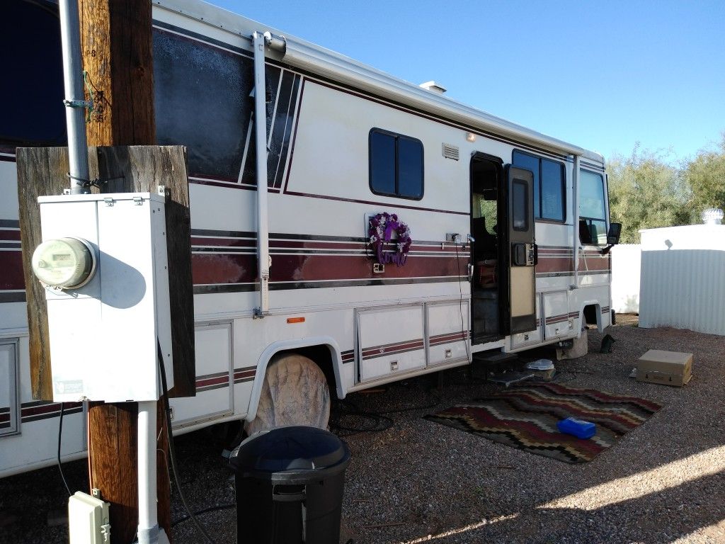 1989 overland mallard 36' RV. for Sale in Apache Junction, AZ - OfferUp