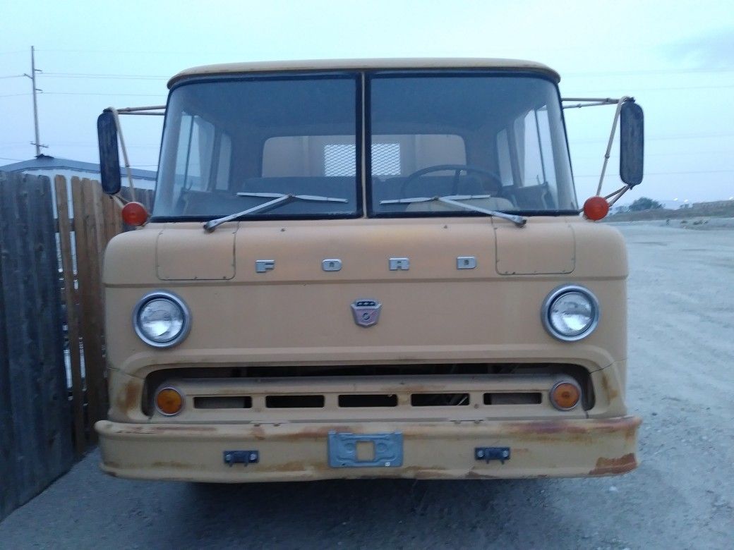 1966 Ford C700 coe flatbed truck for Sale in Meridian, ID - OfferUp