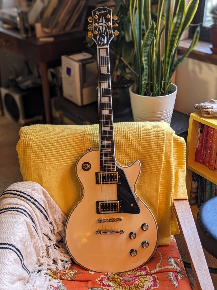 Epiphone Les Paul Custom Ivory Tuxedo - Like New for Sale in Medina, WA ...