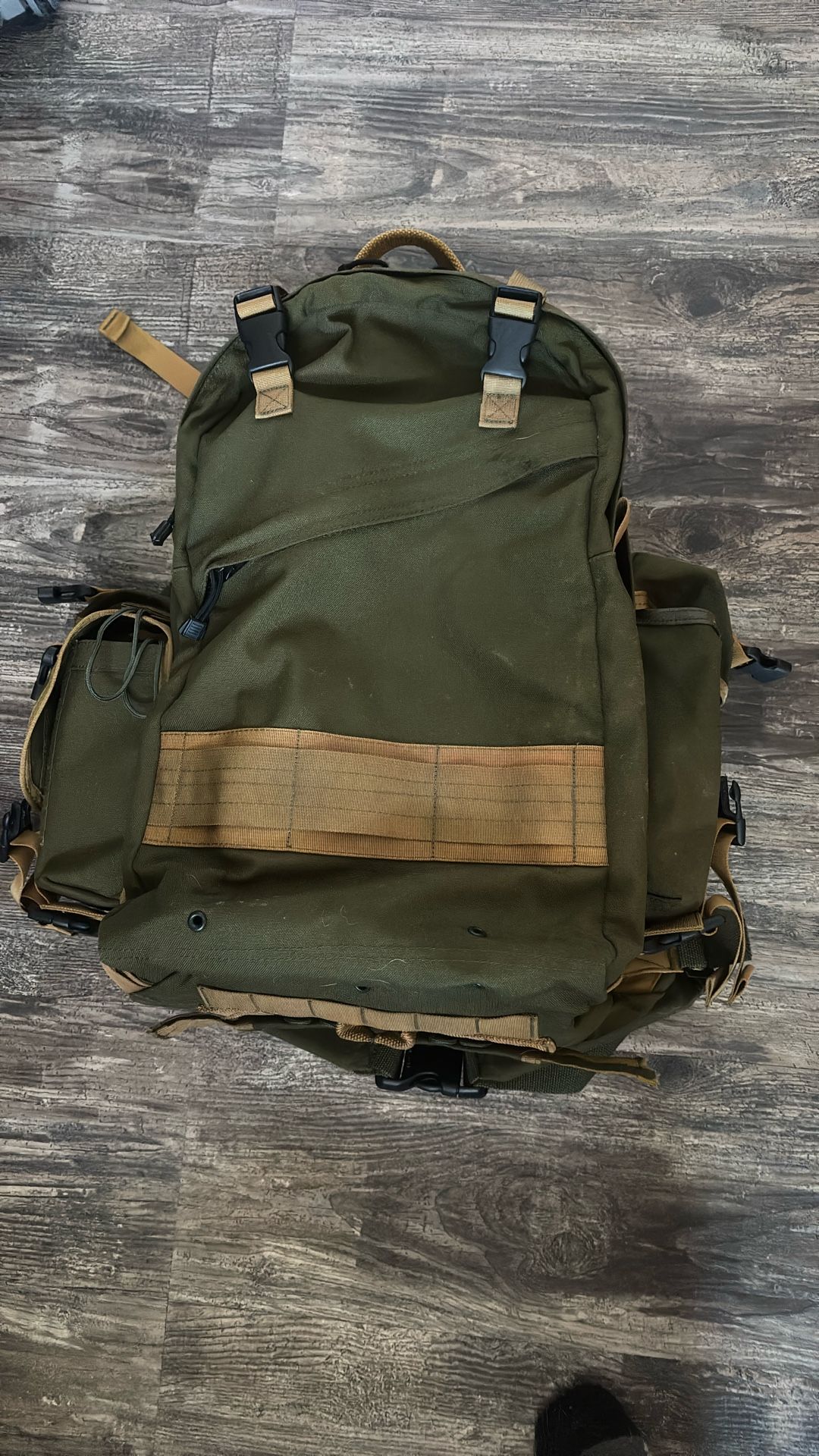 Black Hawk Back Pack for Sale in La Habra Heights, CA - OfferUp