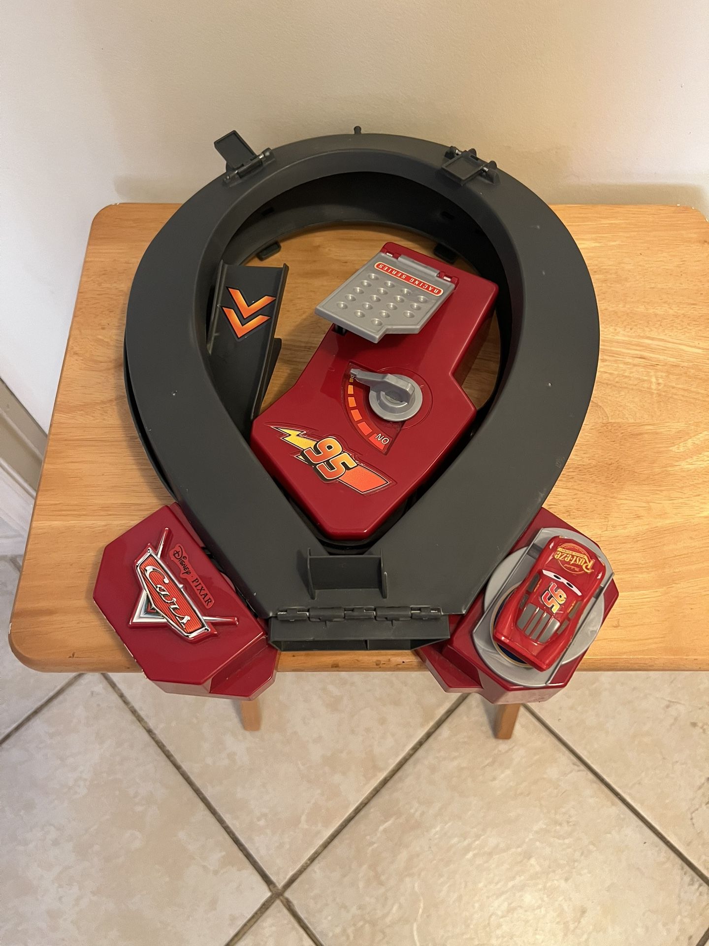 Disney Pixar Cars Lightning Fast Speedway Toy Track Set for Sale in ...