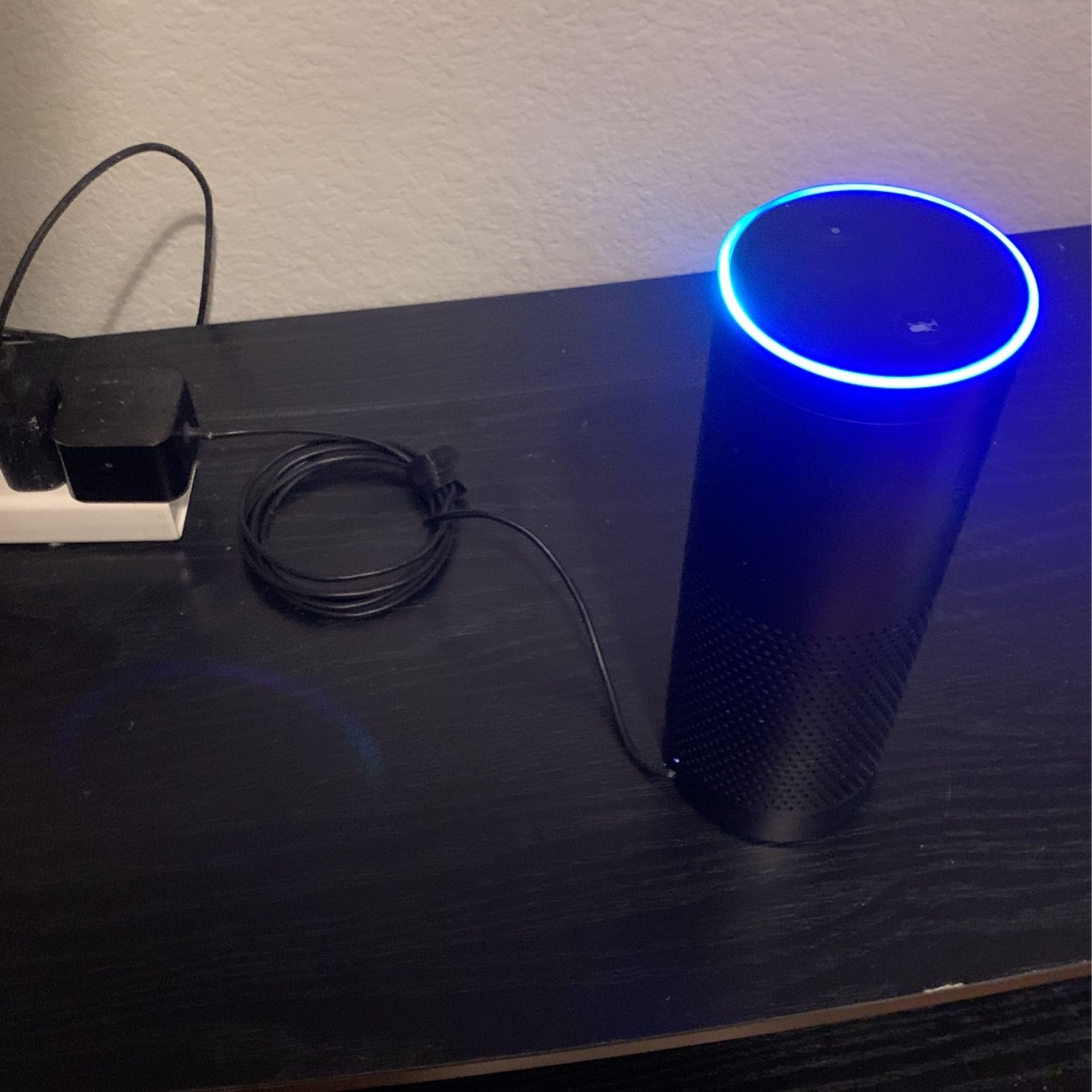 Amazon Echo Gen 1 for Sale in Murrieta, CA - OfferUp