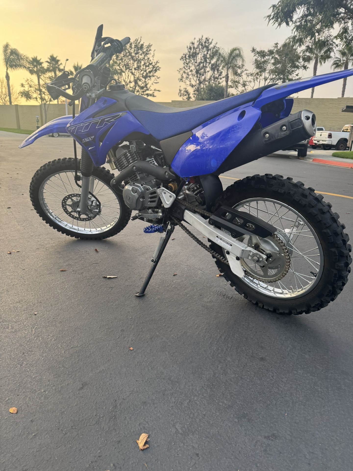 Dirtbike-Yamaha TT-R 125 for Sale in Seal Beach, CA - OfferUp