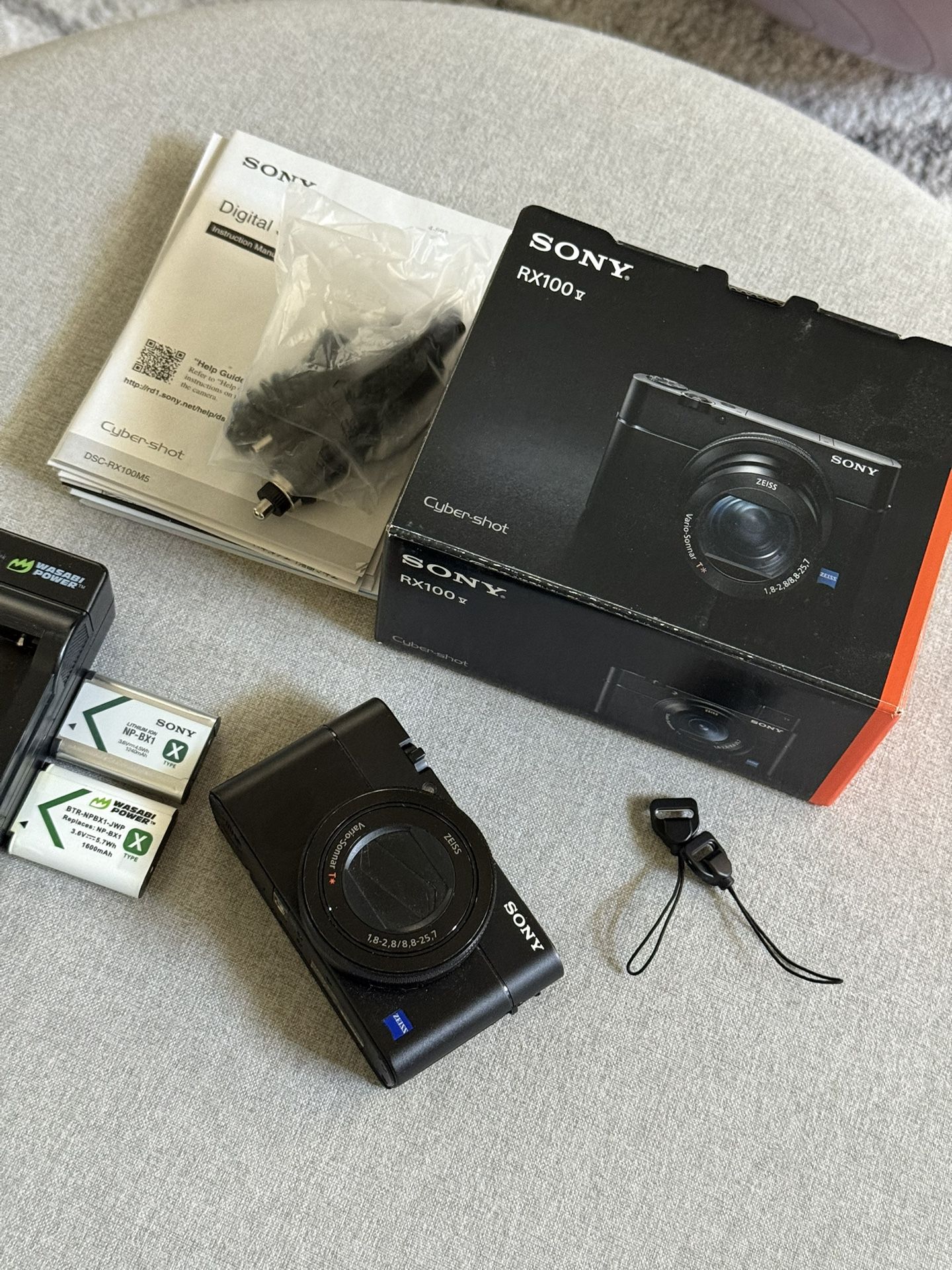 Sony RX100V Camera for Sale in Kenmore, WA - OfferUp