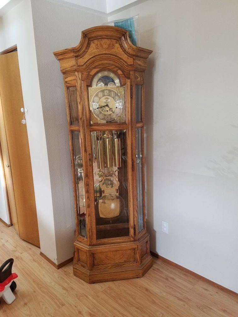 Howard Miller Grandfather Clock Models