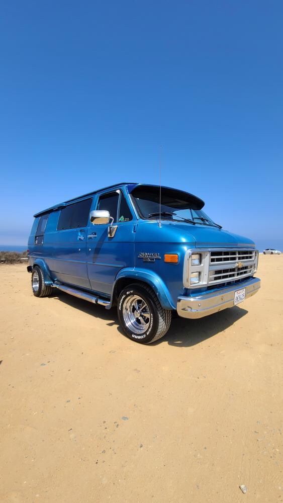 1985 Chevy G20 Sport Van for Sale in Oceanside, CA - OfferUp