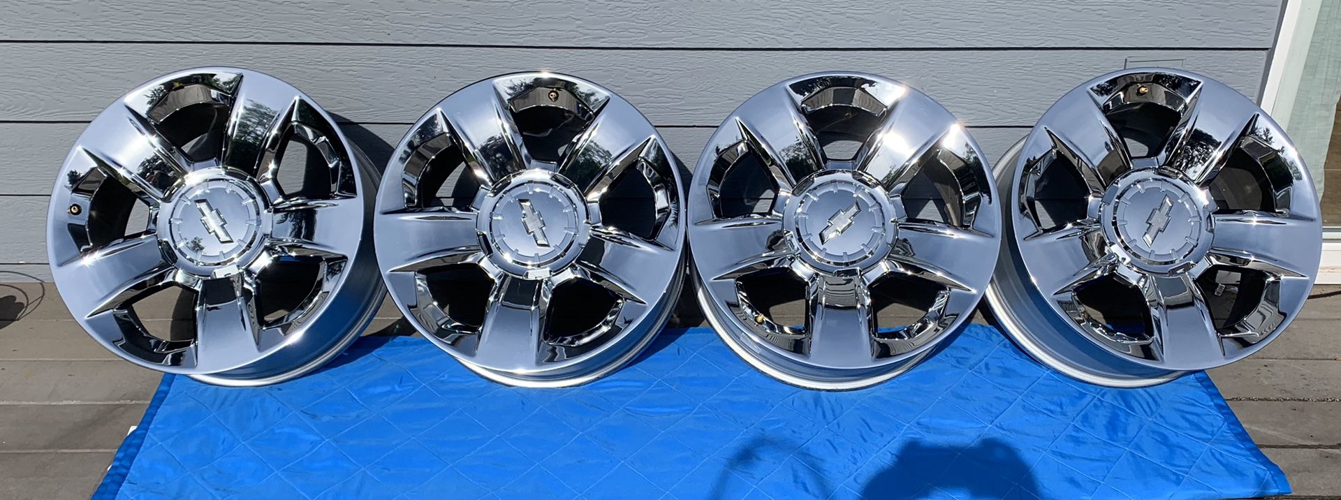 20” OEM Chrome Chevrolet 1500 Rims 6 bolt for Sale in Gig Harbor, WA ...