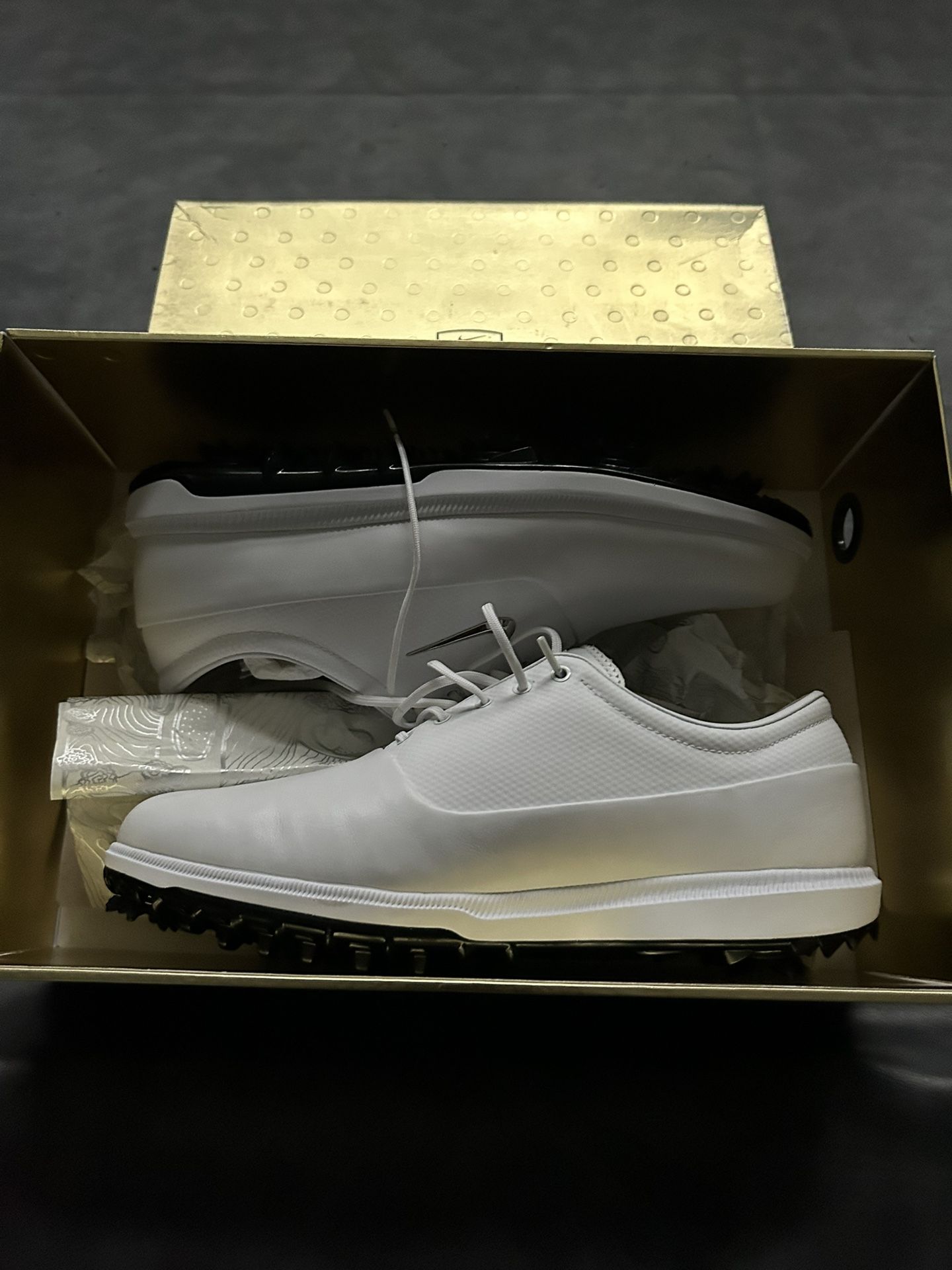 Golf Shoes Nike for Sale in Corona, CA - OfferUp