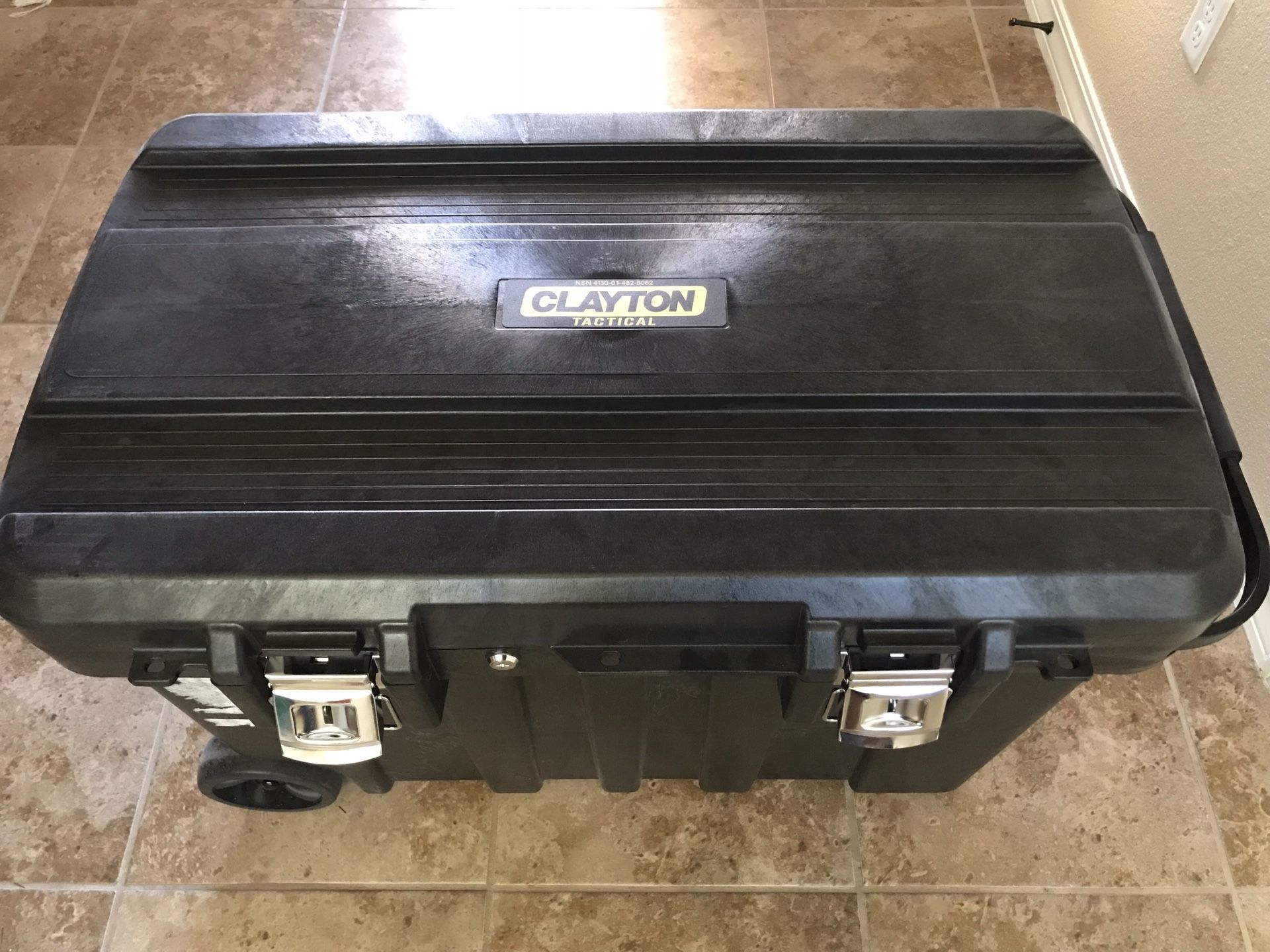BRAND NEW.Clayton tactical heavy duty large storage container with lock ...
