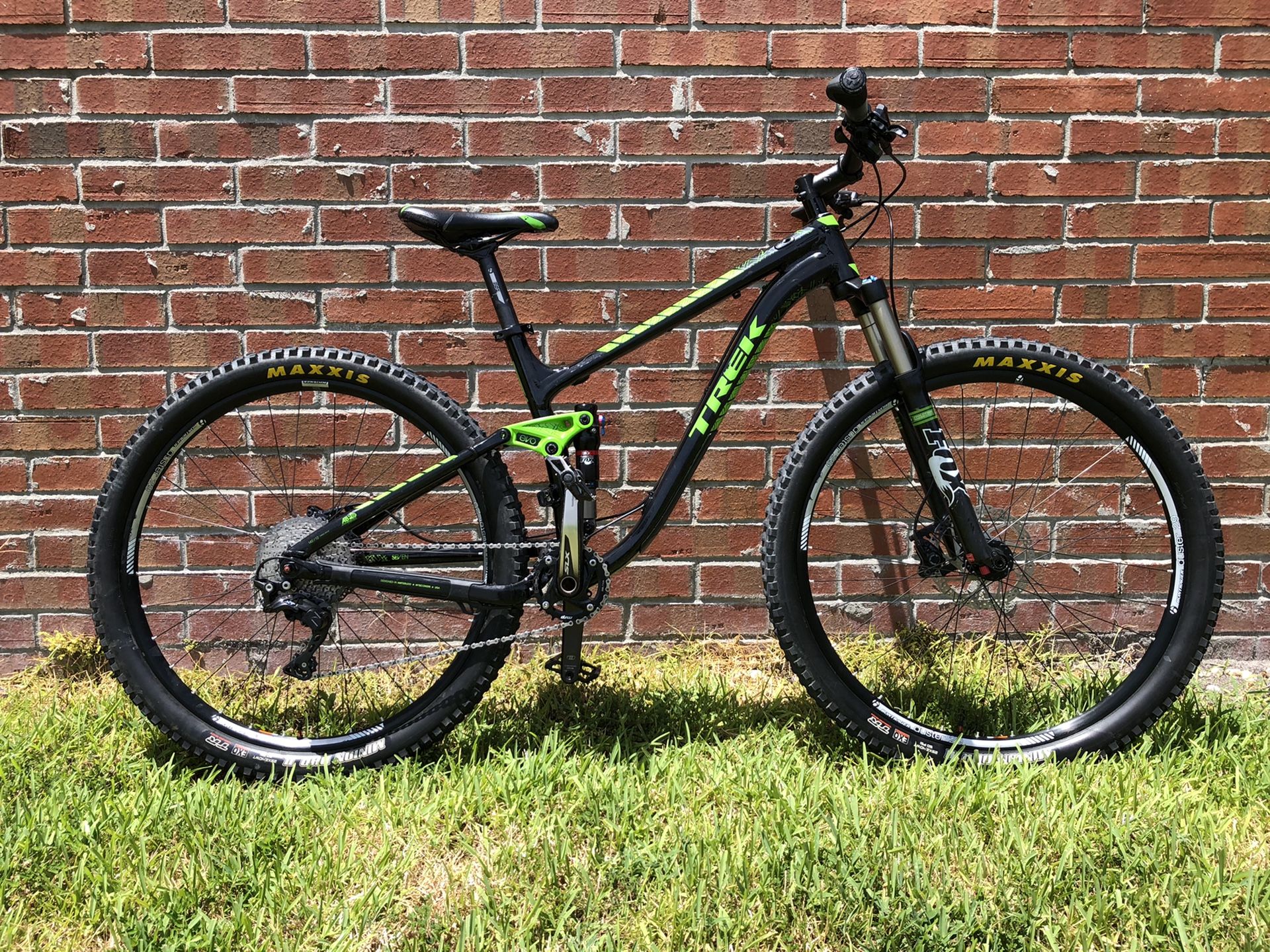 Trek Fuel 7 Full suspension 29er Mountain Bike for Sale in Riverview ...