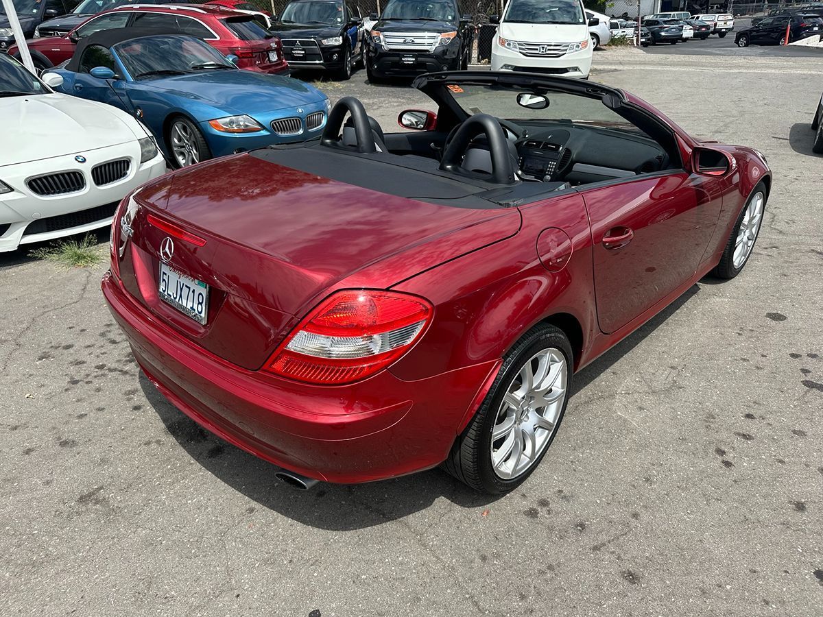 2005 Mercedes-Benz SLK350 for Sale in Glendale, CA - OfferUp