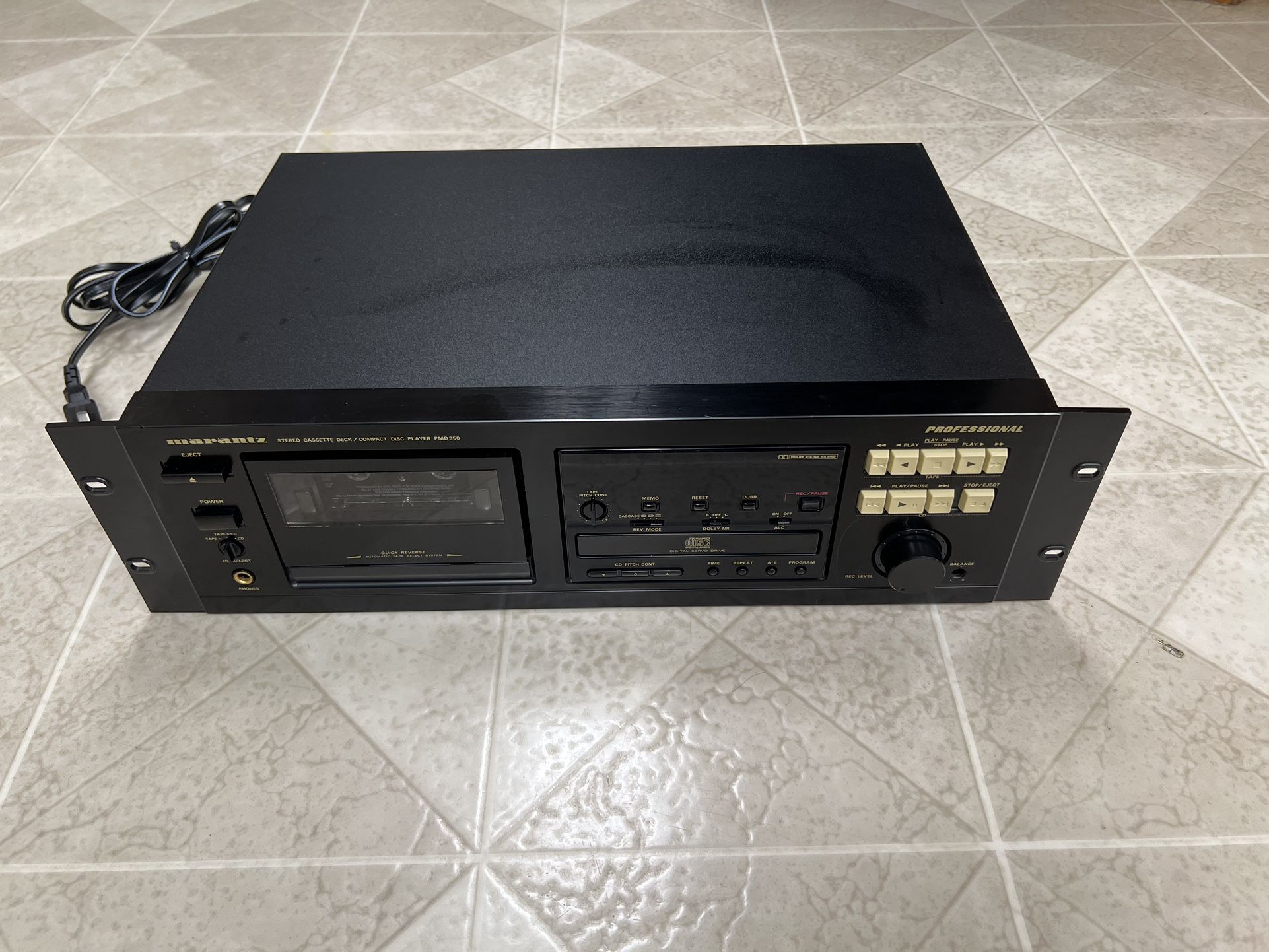 Marantz STEREO CASSETTE DECK / COMPACT DISC PLAYER PMD350 for Sale in ...