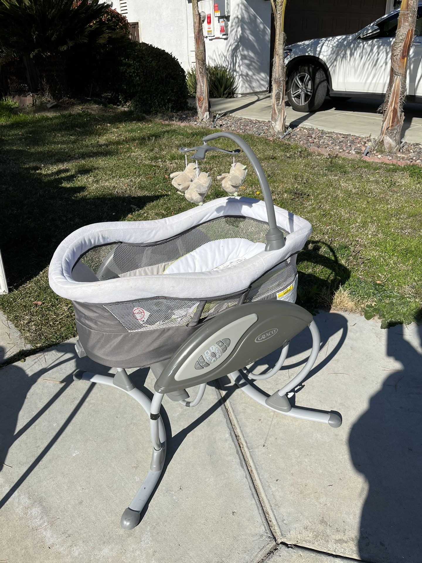 Graco Baby Bassinet for Sale in Glmn Hot Spgs, CA - OfferUp