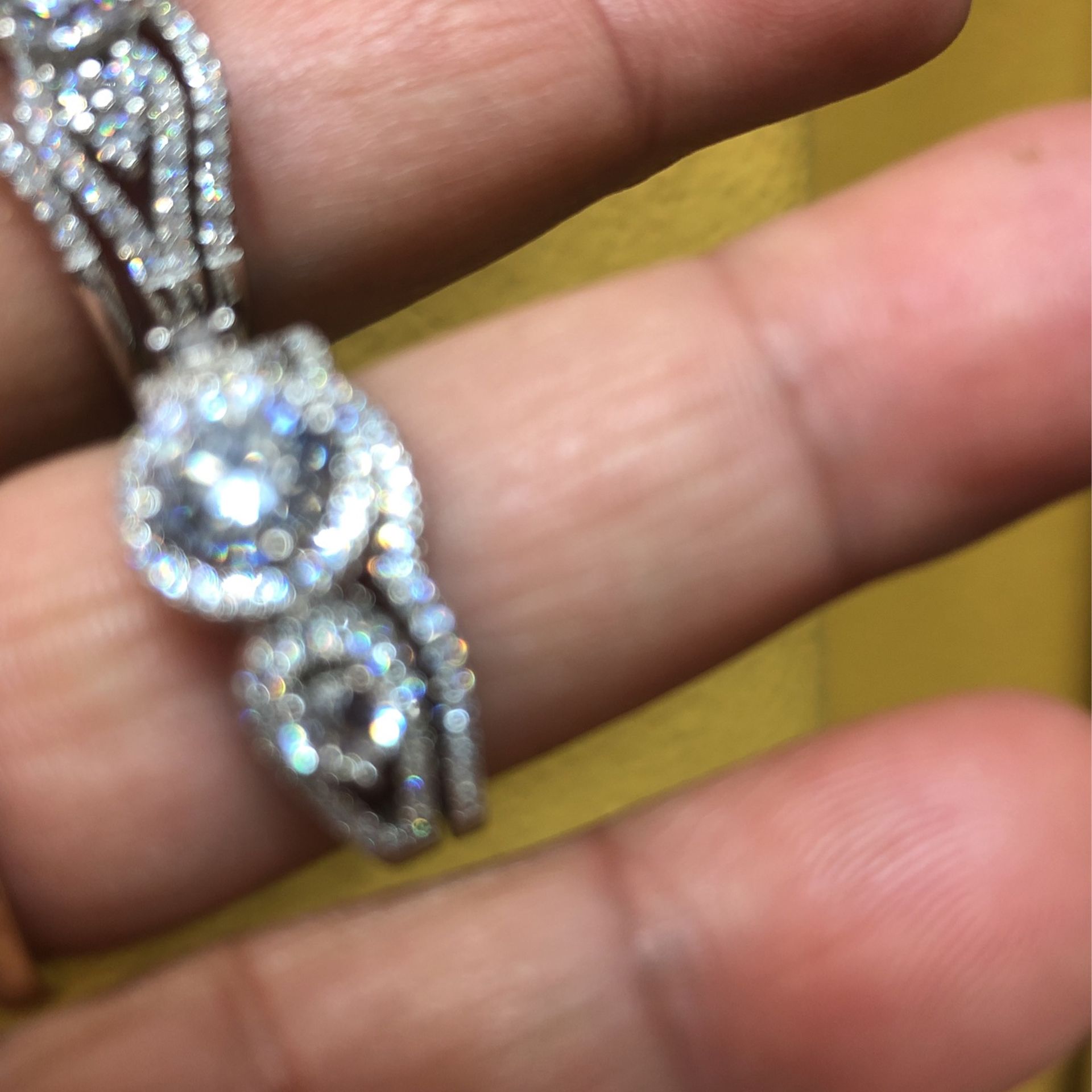 Sarausky jewelry store