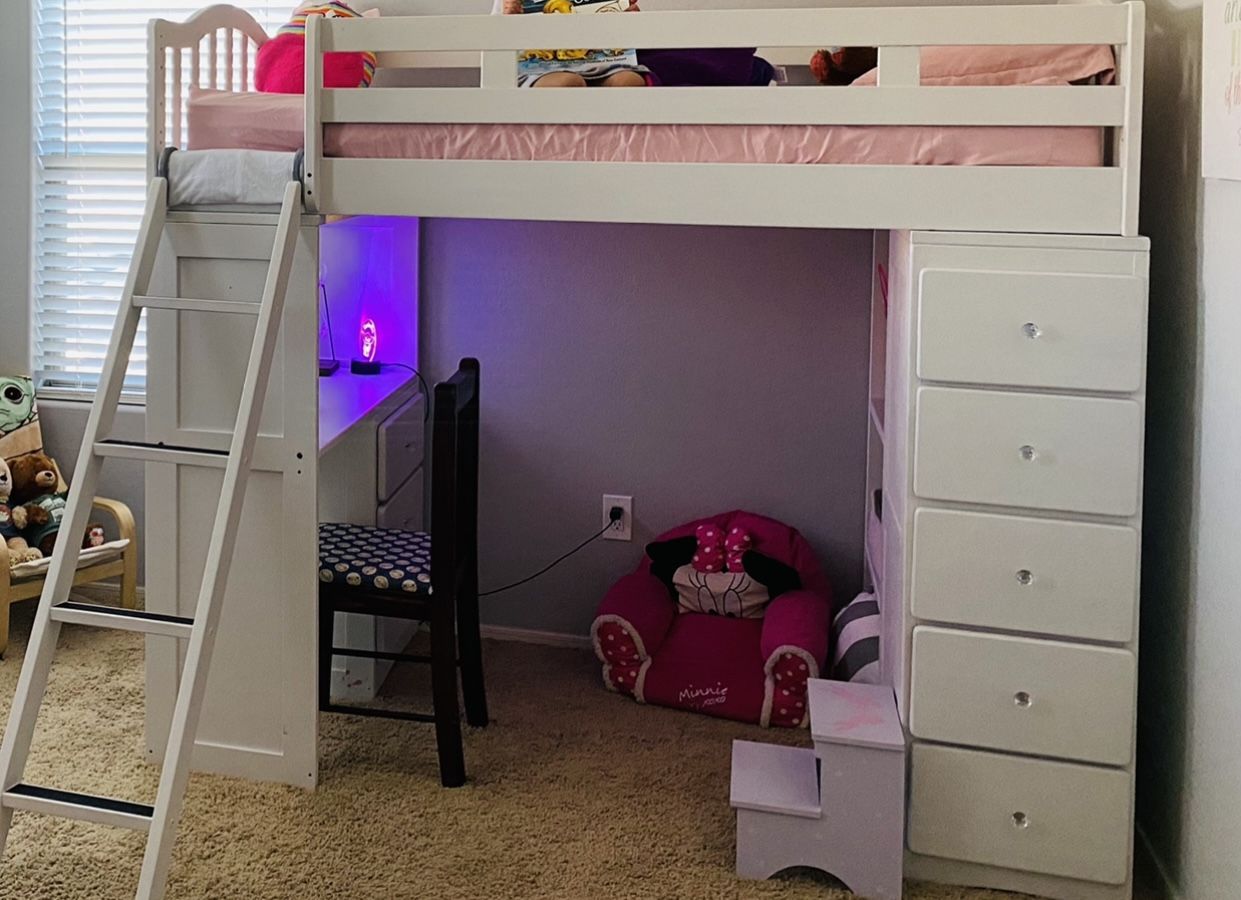 Loft bed for Sale in Queen Creek, AZ - OfferUp