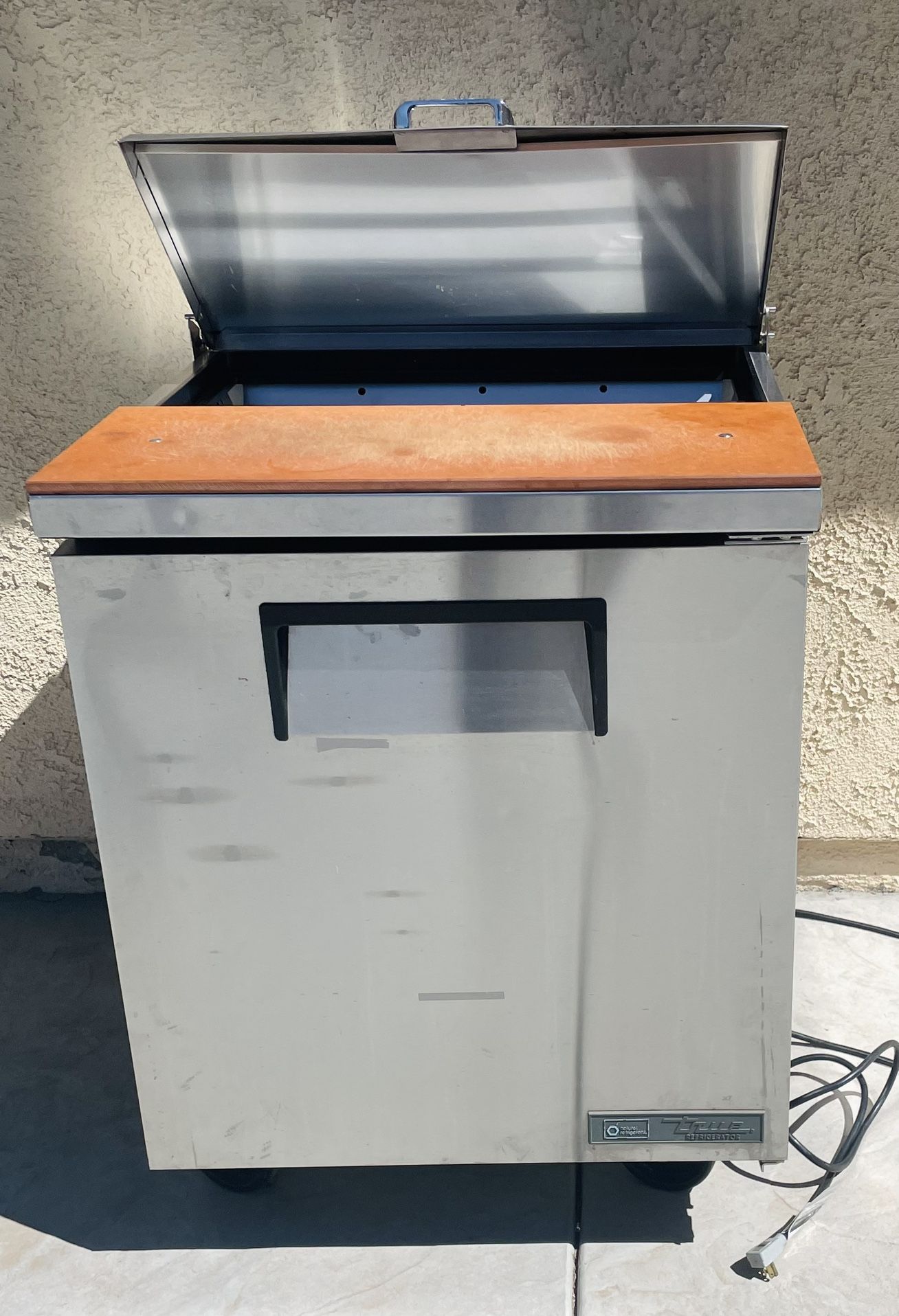 True Commercial Prep Refrigerator for Sale in Palmdale, CA - OfferUp