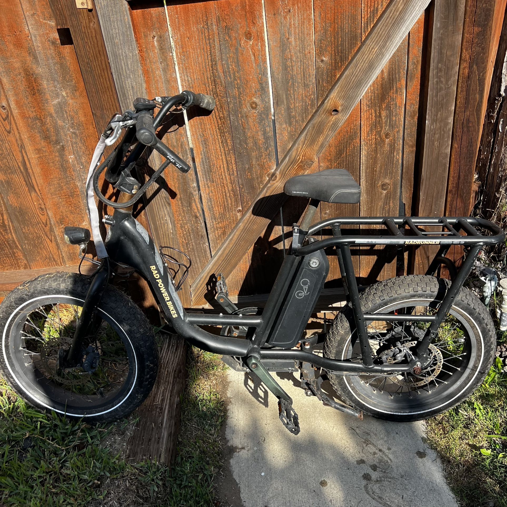 Rad Power Bikes RadRunner - Needs New Battery for Sale in Huntington ...