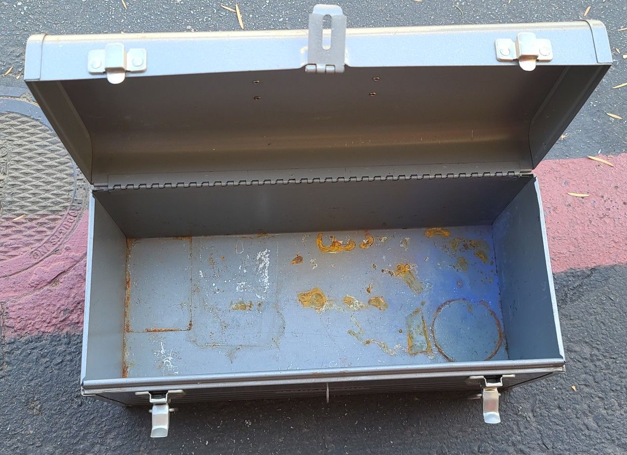 Craftsman Tool Box (Used) for Sale in Murrieta, CA - OfferUp