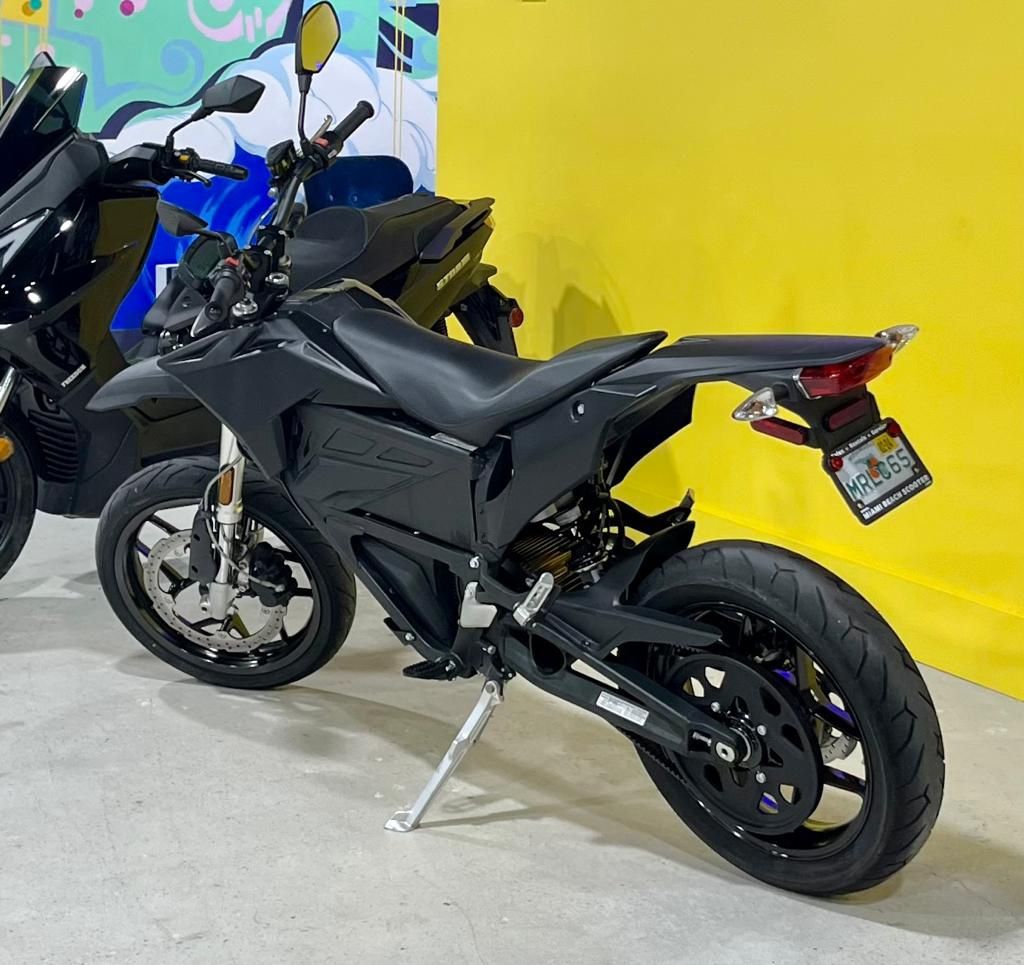 2022 Zero FXS: Fully Electric Motorcycle for Sale in Miami, FL - OfferUp