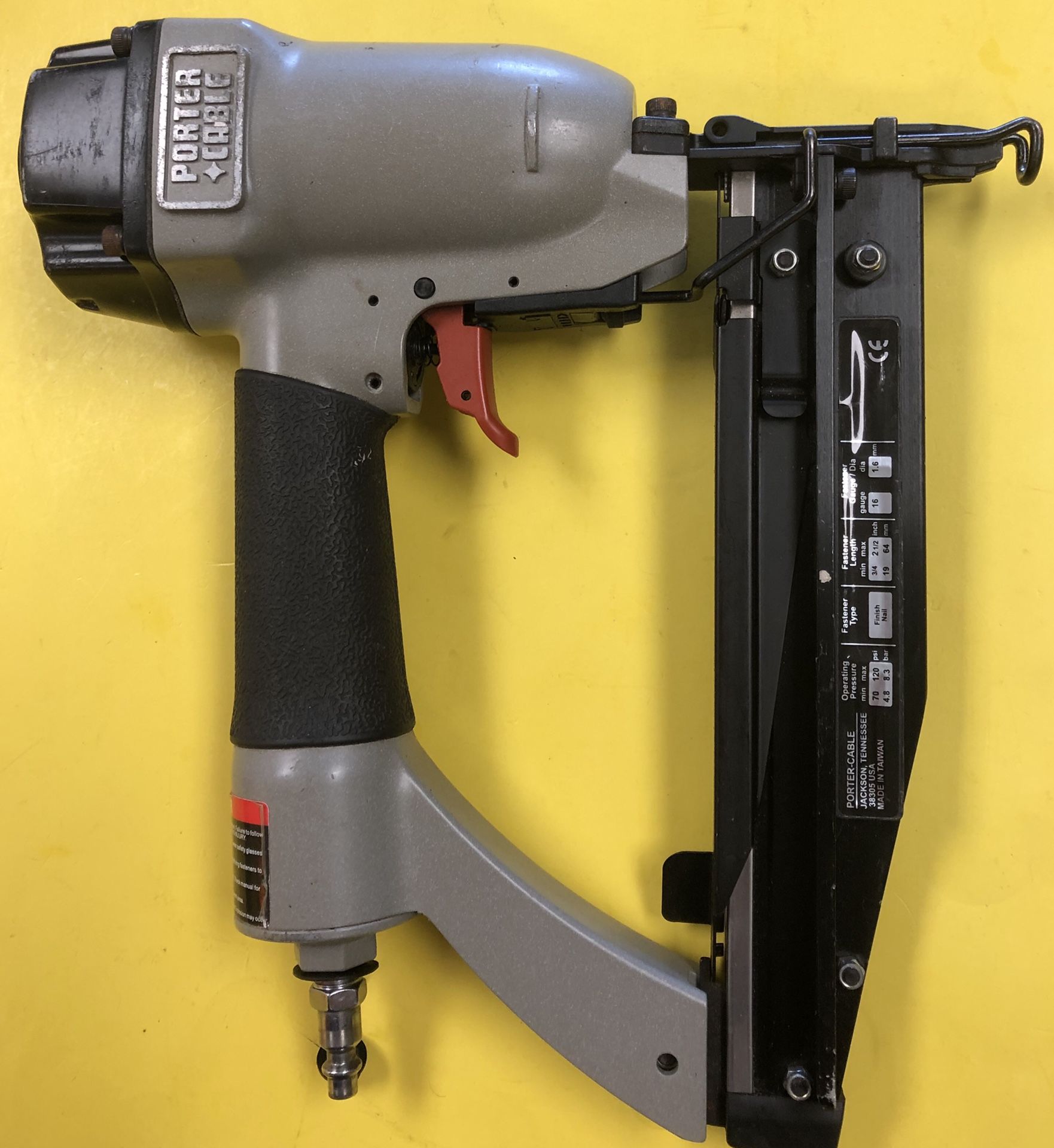 PORTER CABLE FN250B 3/4 In to 2 1/2 In - 16 Gauge Finish Nailer - GOOD ...
