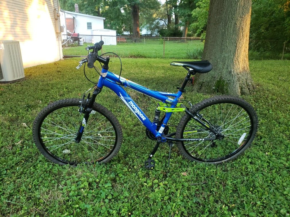 Mongoose Ravage 21 Speed Boys Bike for Sale in Bridgeton, MO - OfferUp
