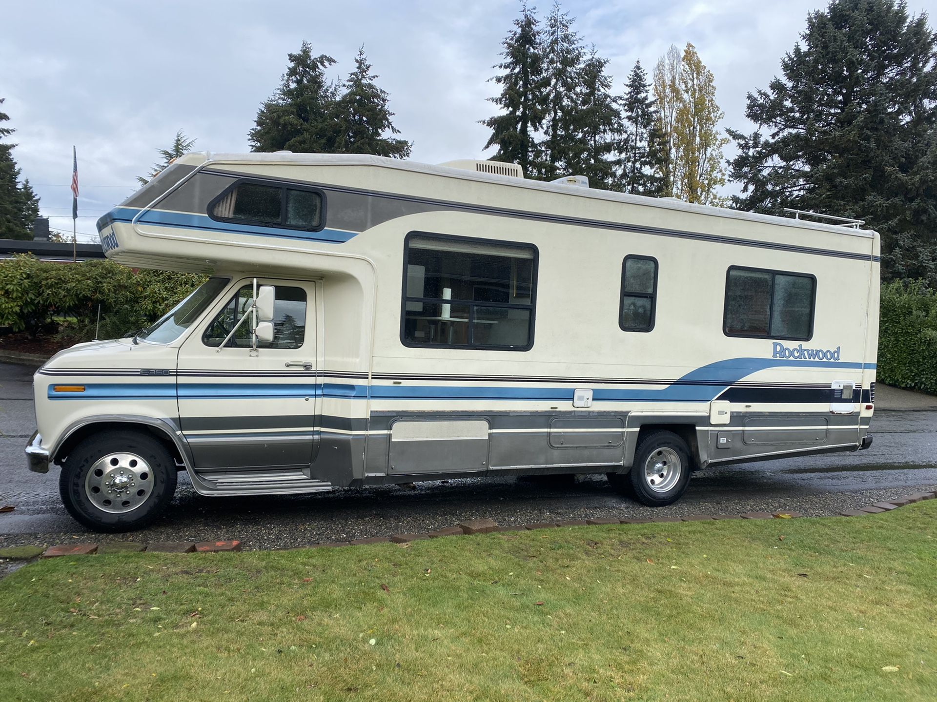 1991 27ft rockwood ford e350 Motorhome class c low miles for Sale in ...