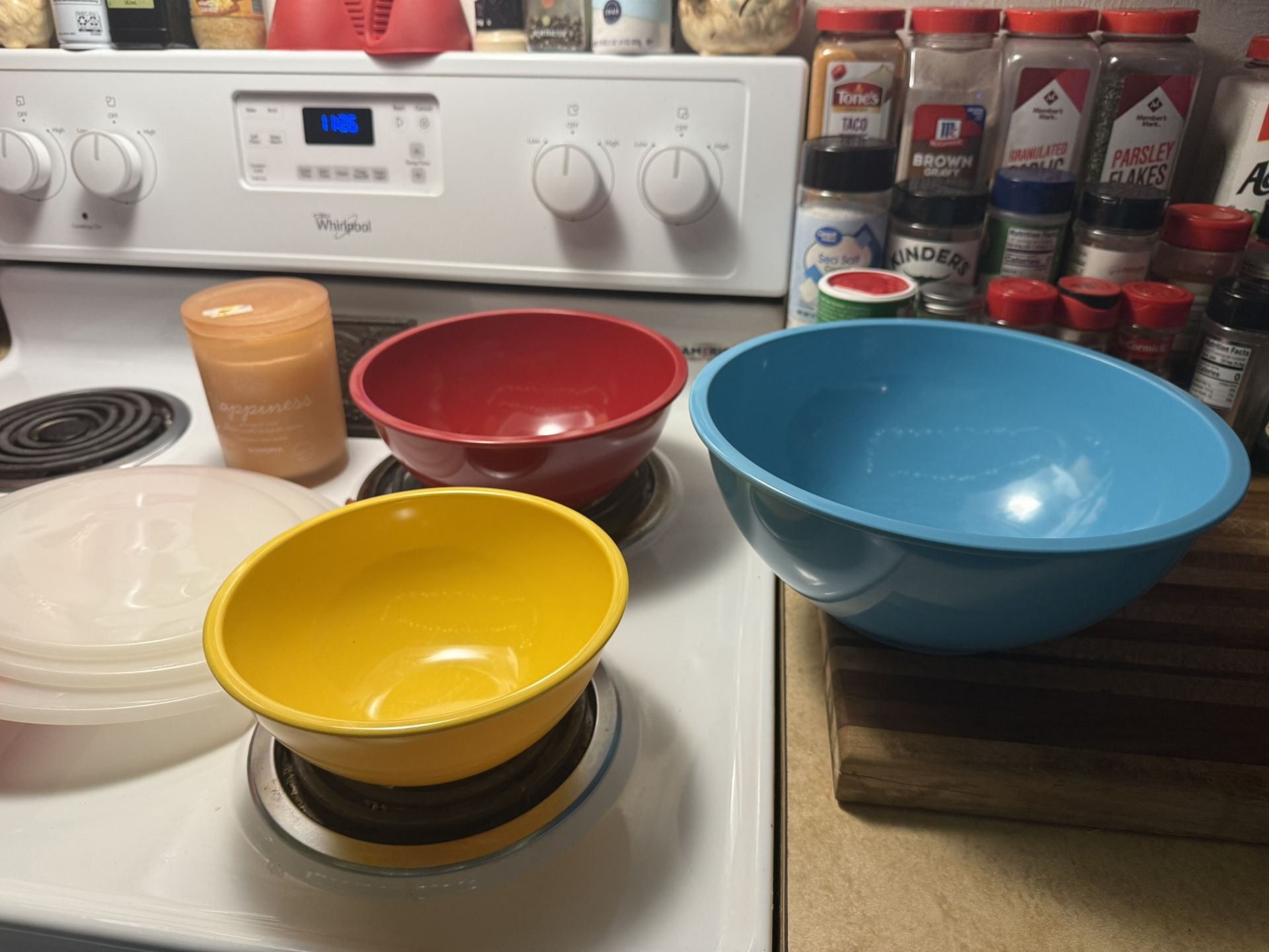 Food Network Mixing Bowl Set Of 3 for Sale in Colorado Springs, CO ...