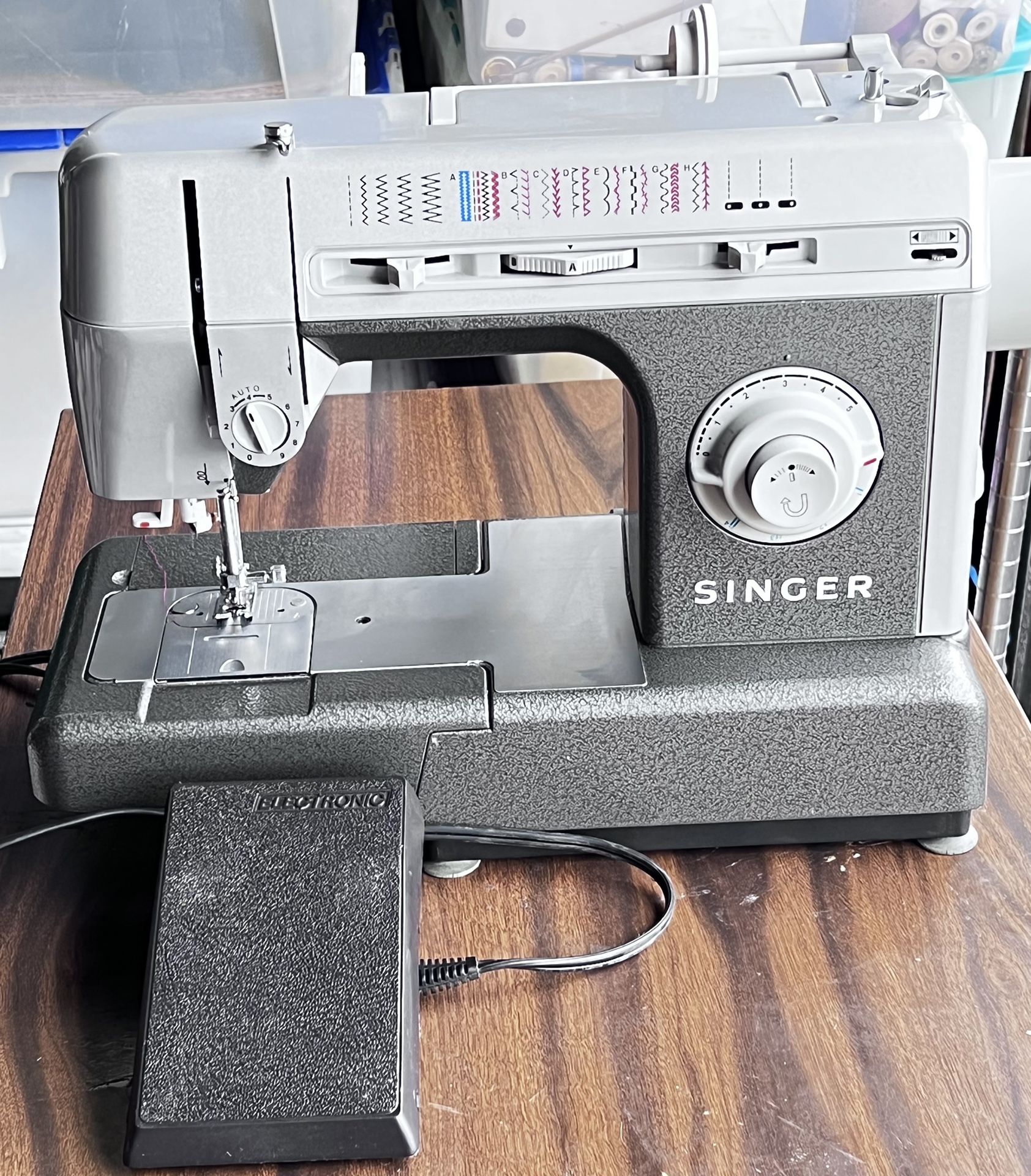 Singer CG590 18-Stitch Commercial Grade Sewing Machine Fulley Serviced ...