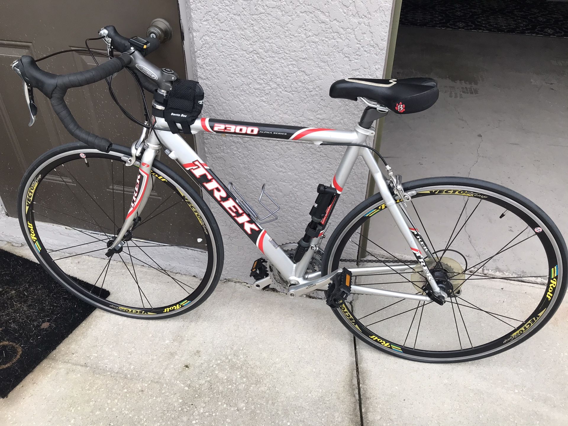 Trek 2300 SLR Alpha Series for Sale in Orlando, FL - OfferUp