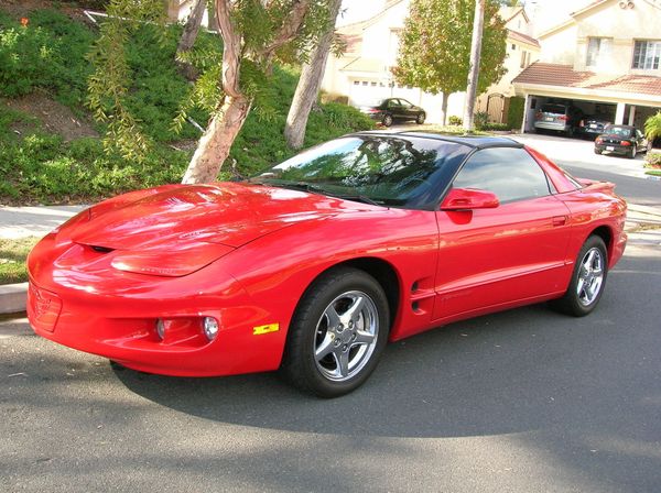 2000 Pontiac Firebird. V6. Base model..T TOPS, AC, CHROME RIMS, V6 for ...