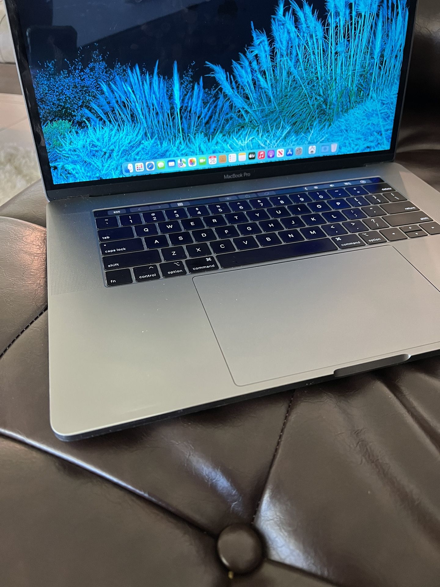 2018 15” MacBook Pro, 2TB SSD, 32GB RAM, Core i9 Processor for Sale in ...