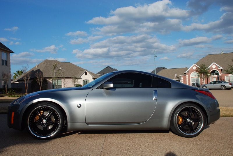 Nissan 350z Black Rims