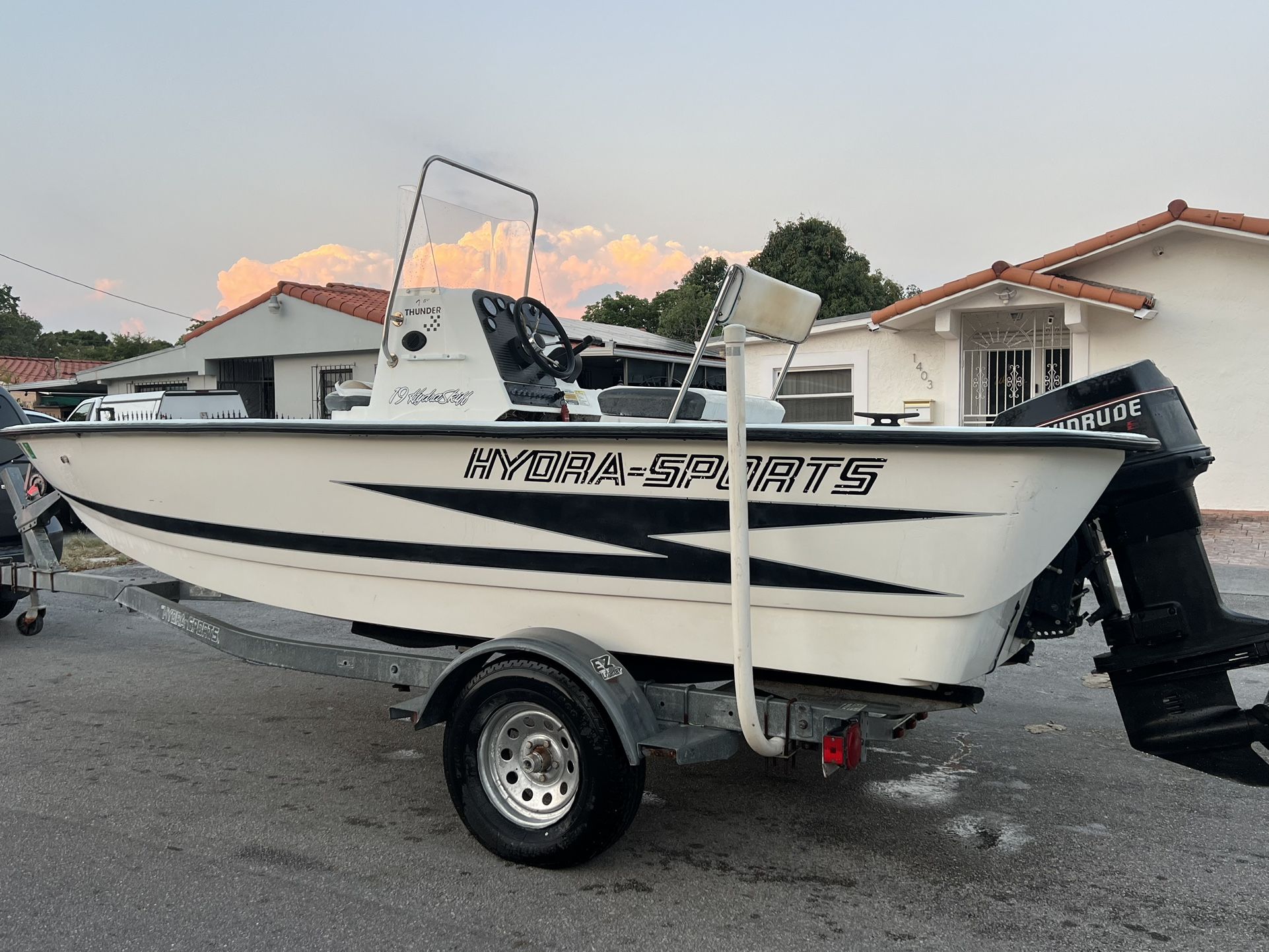 1995 HYDRA SPORT SKIFF 19ft for Sale in Hialeah, FL - OfferUp