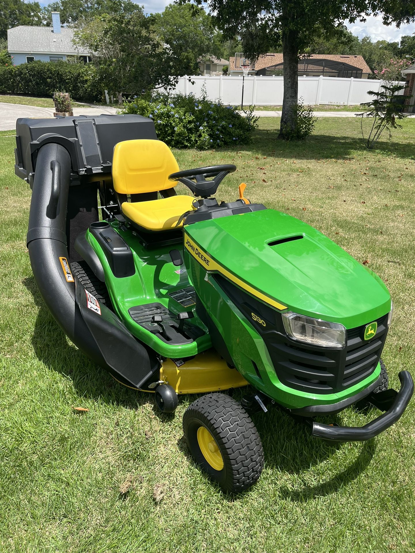John Deere S130 Mower W Bagger And Cart For Sale In Oviedo FL OfferUp
