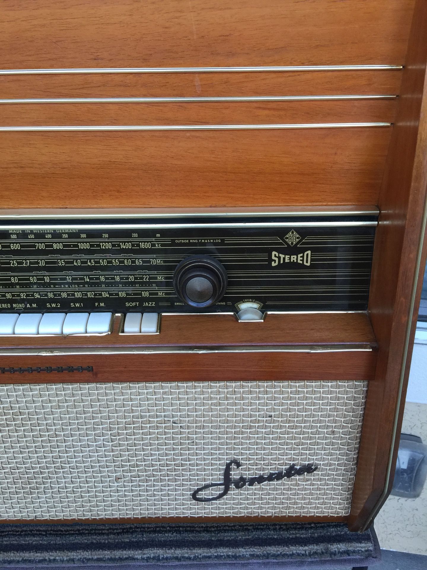 Have a vintage TELEFUNKEN SONATA HI-FI STEREO 5083 WK W/PAPERWORK. for ...