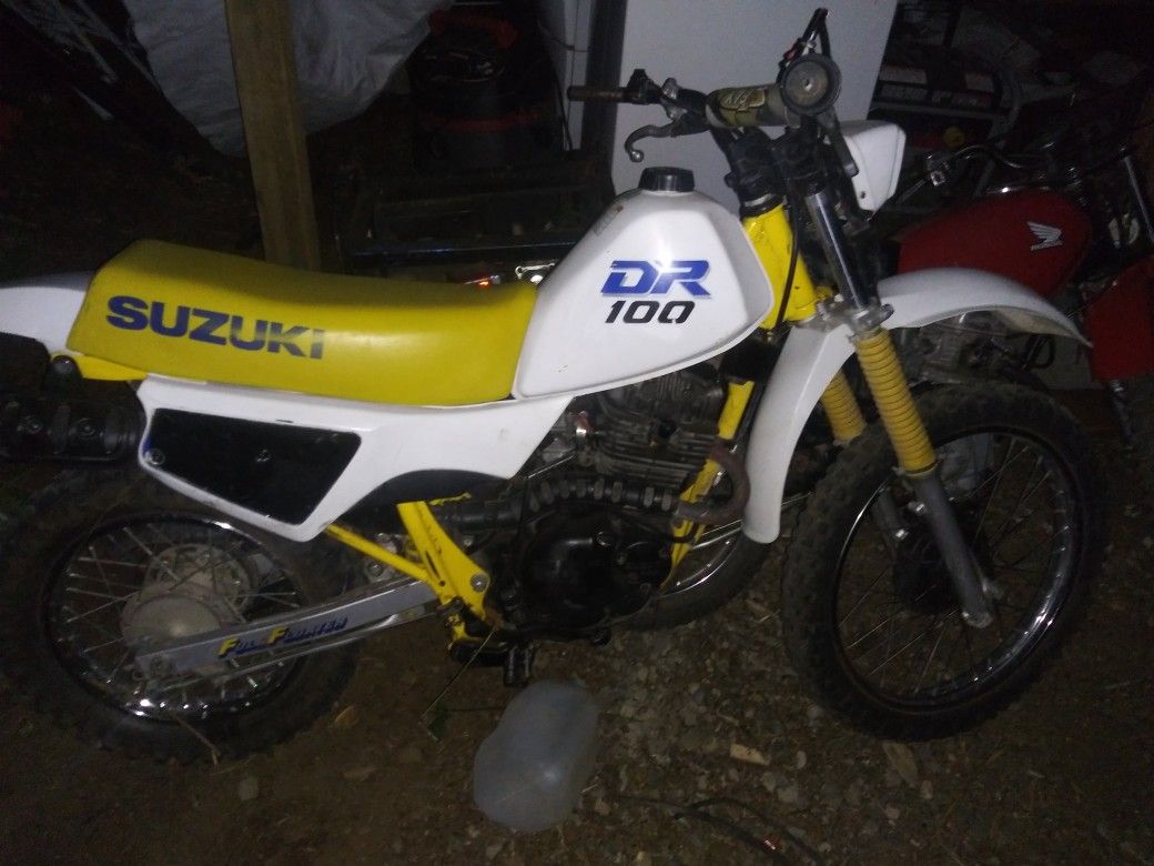 Suzuki dr 100 for Sale in Maple Valley, WA - OfferUp