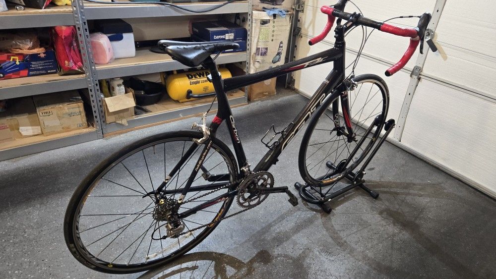 Felt F3c Full Carbon Road Bike for Sale in Las Vegas, NV - OfferUp