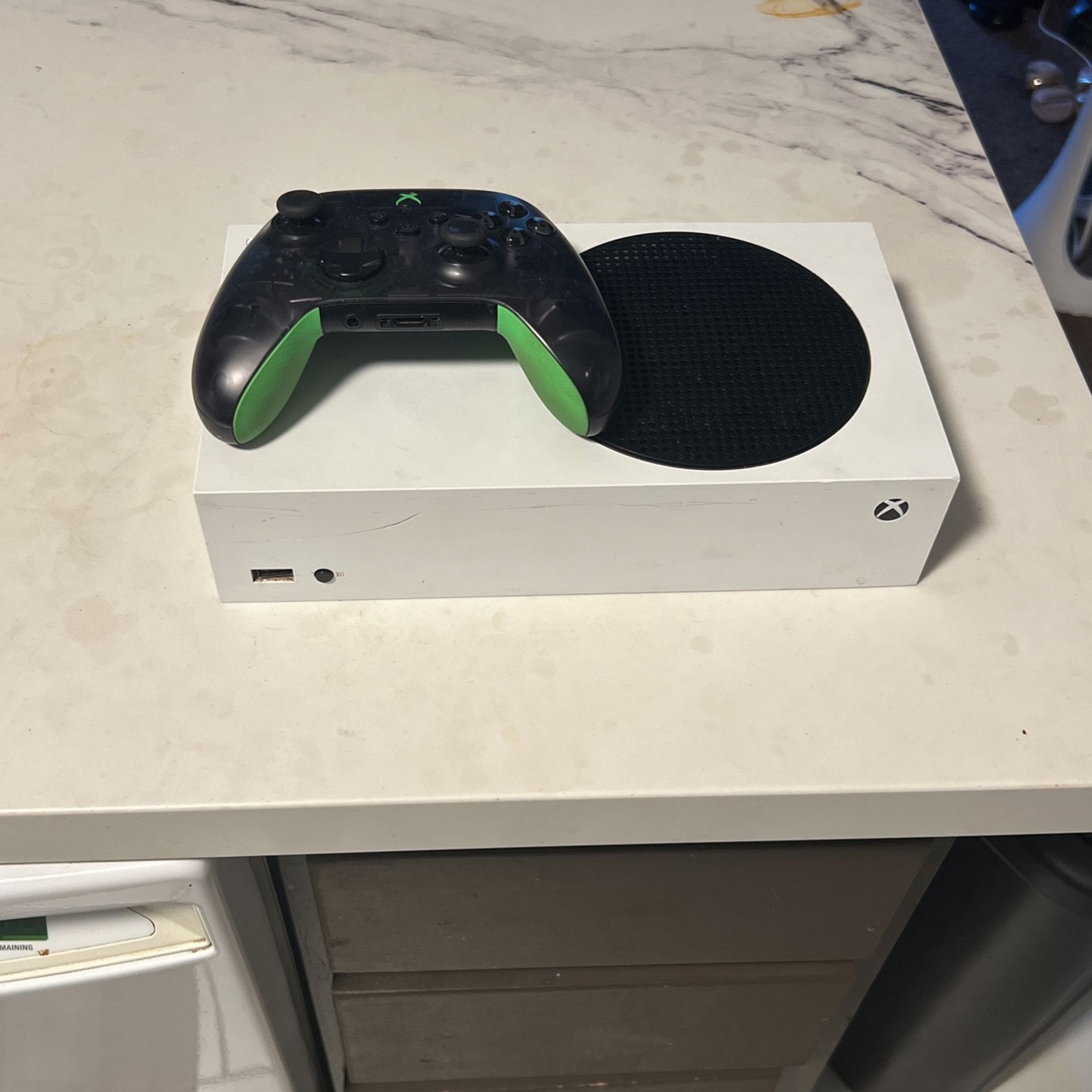 Xbox Series S for Sale in Fresno, CA - OfferUp