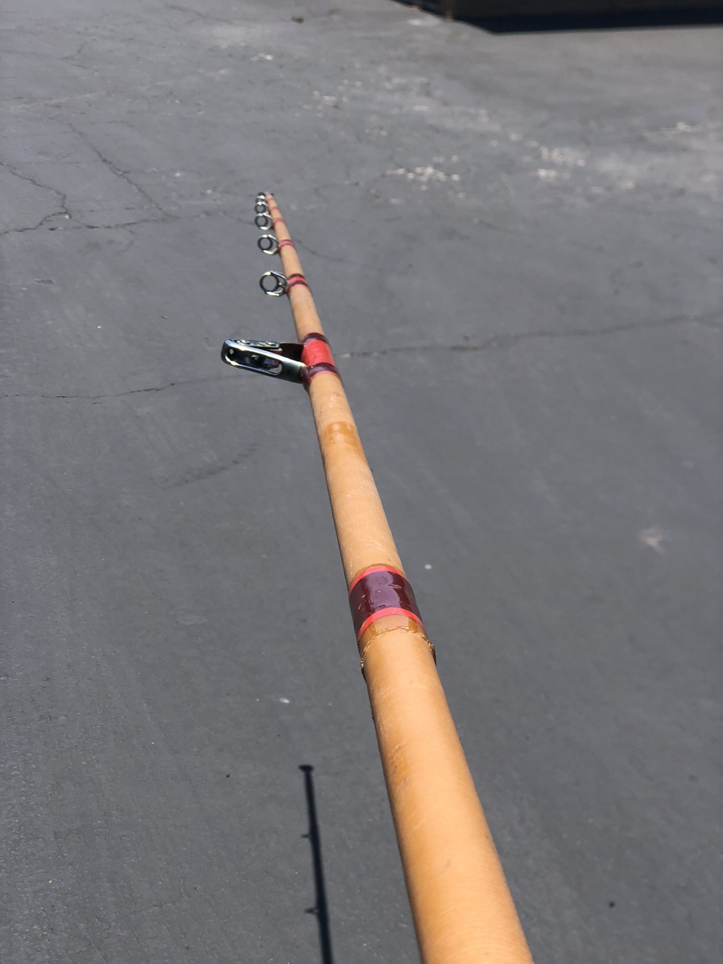 9ft Sabre Rock Cod Rod Fishing Rod for Sale in Costa Mesa, CA - OfferUp