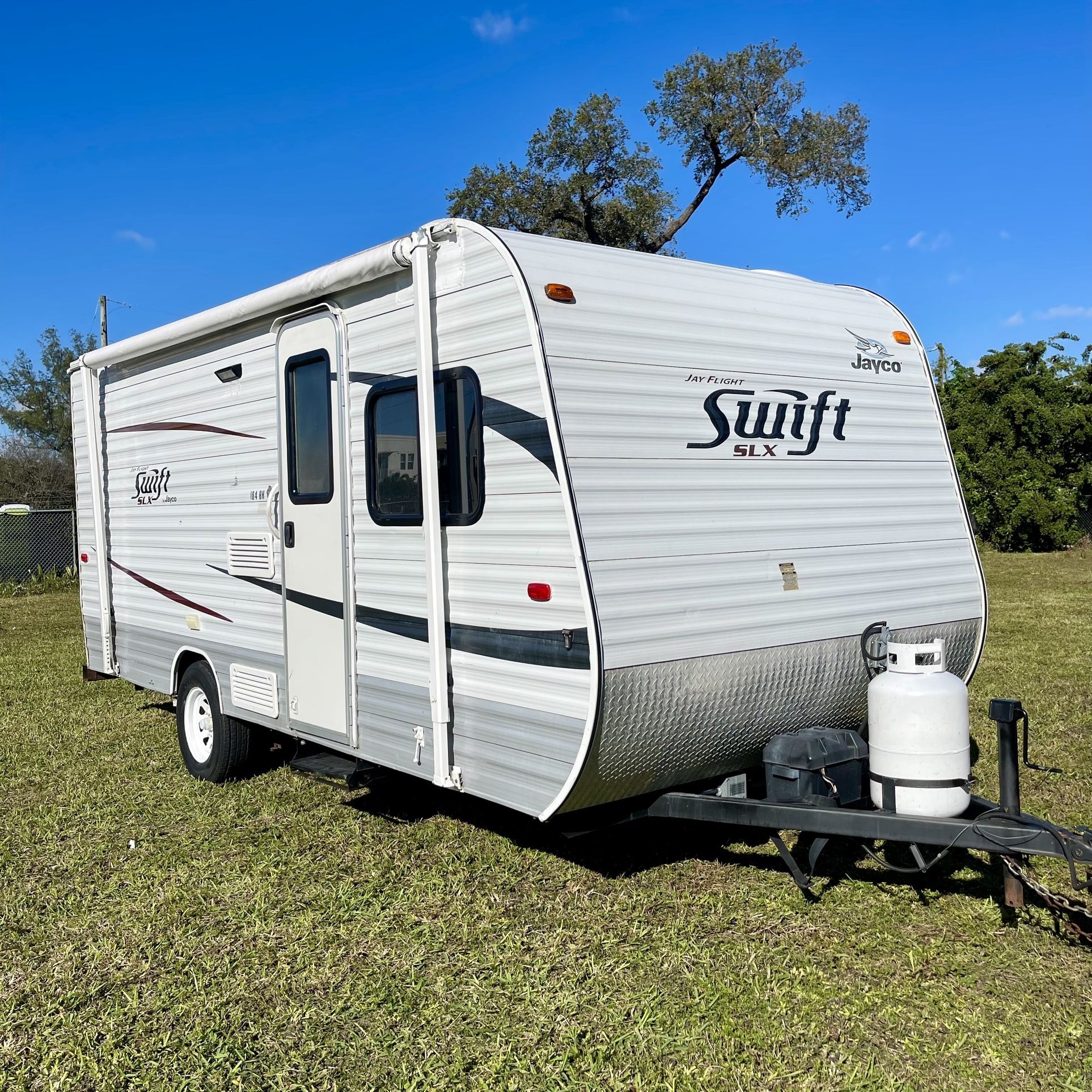 2012 Jay Flight Swift SLX BunkHouse Rv Travel Trailer for Sale in Miami ...