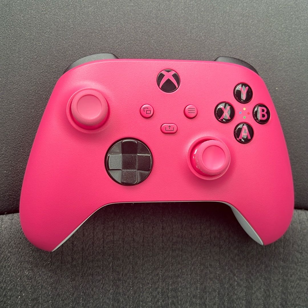 Xbox Wireless Controller - Deep Pink for Sale in San Antonio, TX - OfferUp