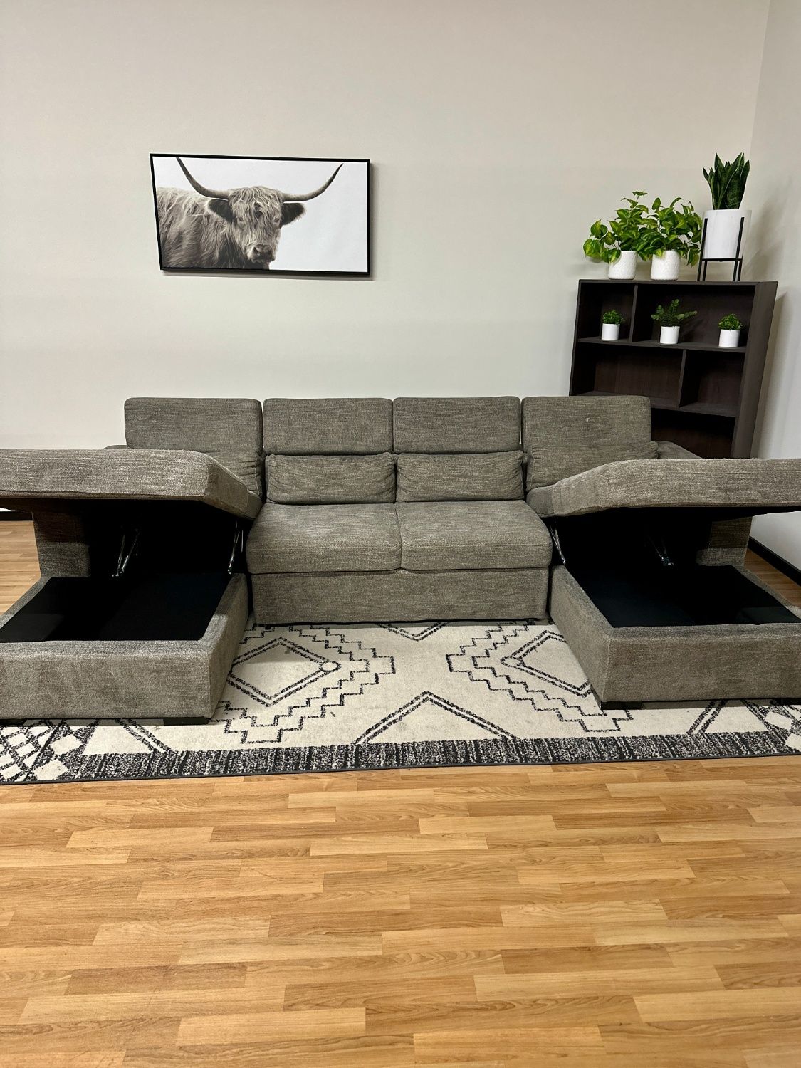 FREE DELIVERY! Sectional Couch w/ Storage & Pullout for Sale in ...
