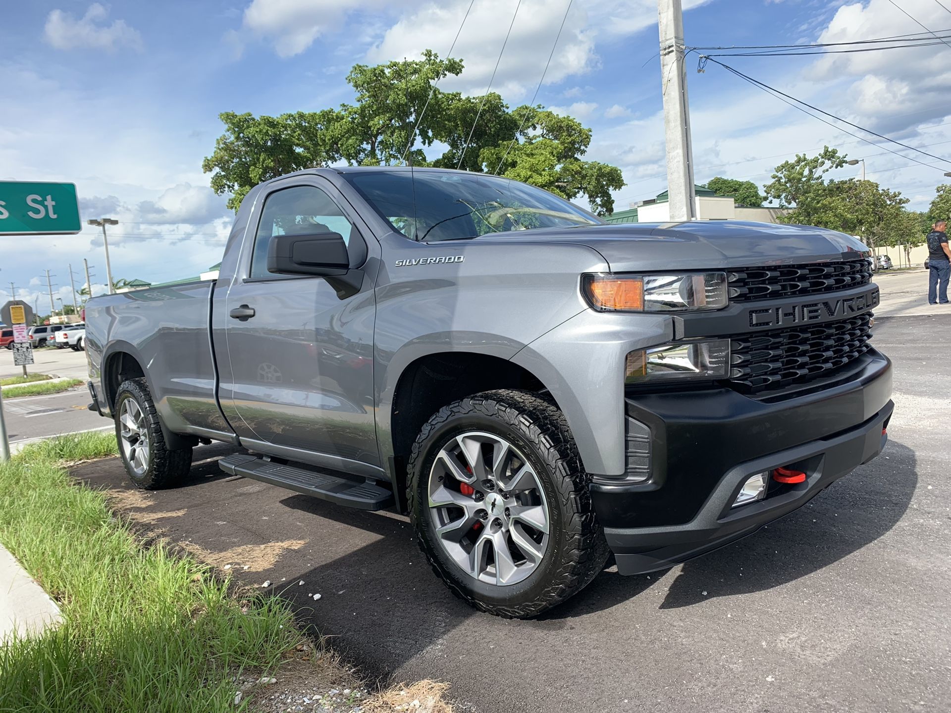 2019 Silverado 1500 RST wheels original OEM rims with tires Chevy GMC ...