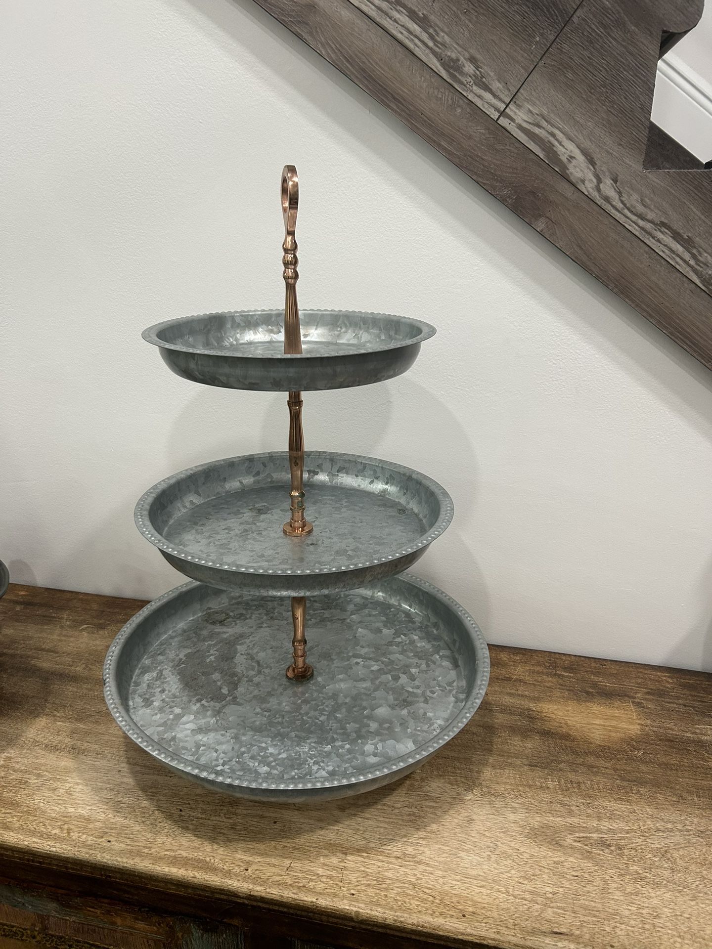 3 Tiered Metal stand for Sale in Fort Lauderdale, FL - OfferUp