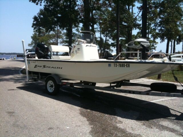 2006 Baystealth/VIP center console boat for Sale in Houston, TX - OfferUp
