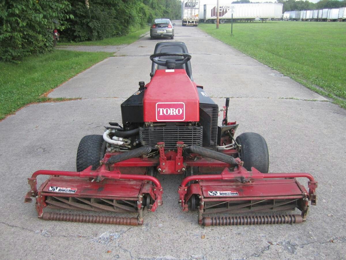 Toro Reelmaster 216 84" cut lawn mower for Sale in PA, US - OfferUp